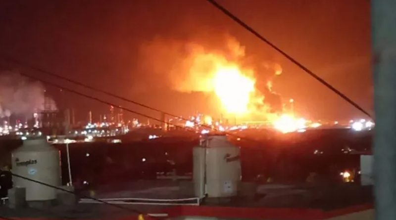 Otra emergencia en Salina Cruz: llamas, fugas y opacidad mientras Pemex ...